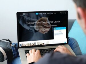 15 Reasons Why You Should Add Live Chat On Your Website